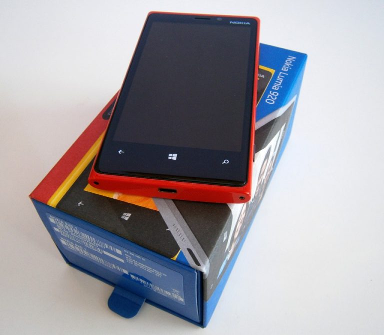Nokia phones ordered in 2010 finally arrive after 16 years | Nokiamob
