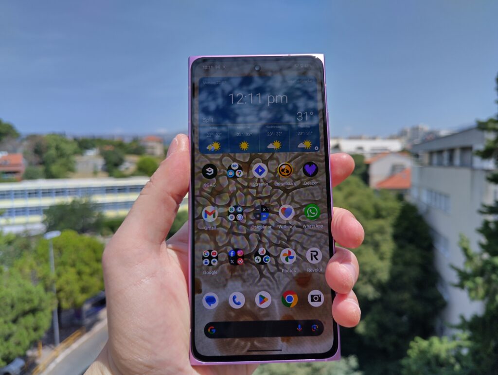 HMD Skyline screen visibility | Nokiamob