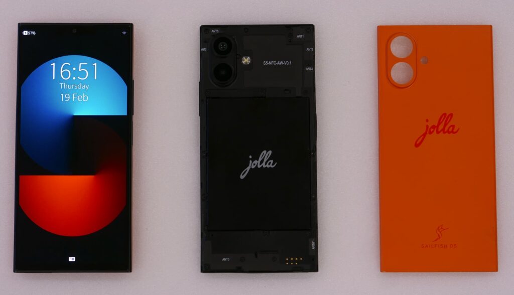 Jolla shows first working Sailfish OS phone | Nokiamob